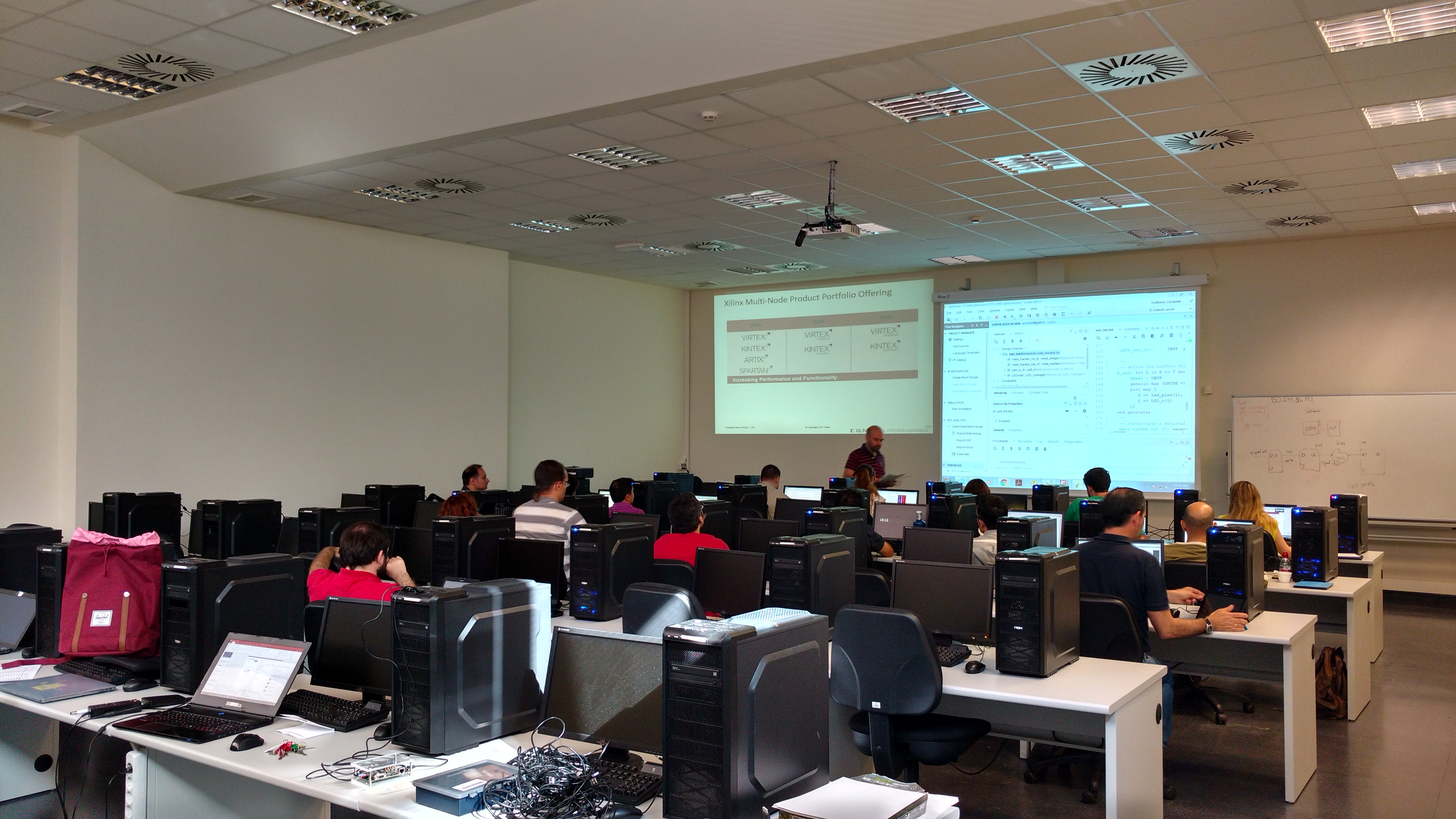 Diseño con FPGAs de Xilinx: VHDL y Essential Vivado | Electratraining